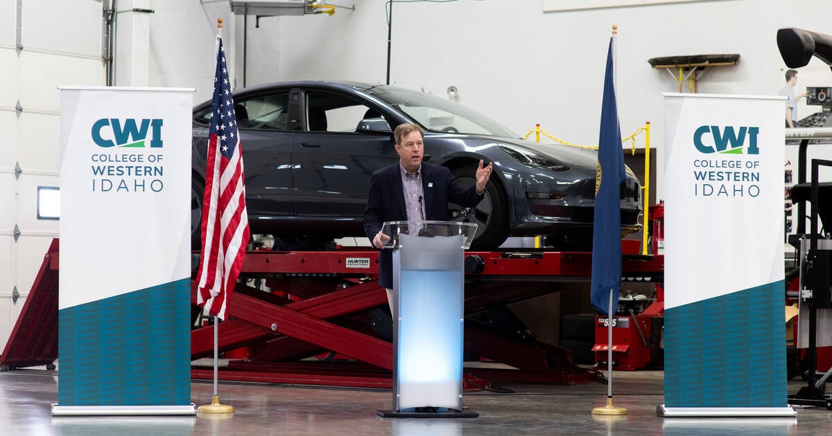 CWI Automotive Programs Innovate with Electric Vehicles | CWI